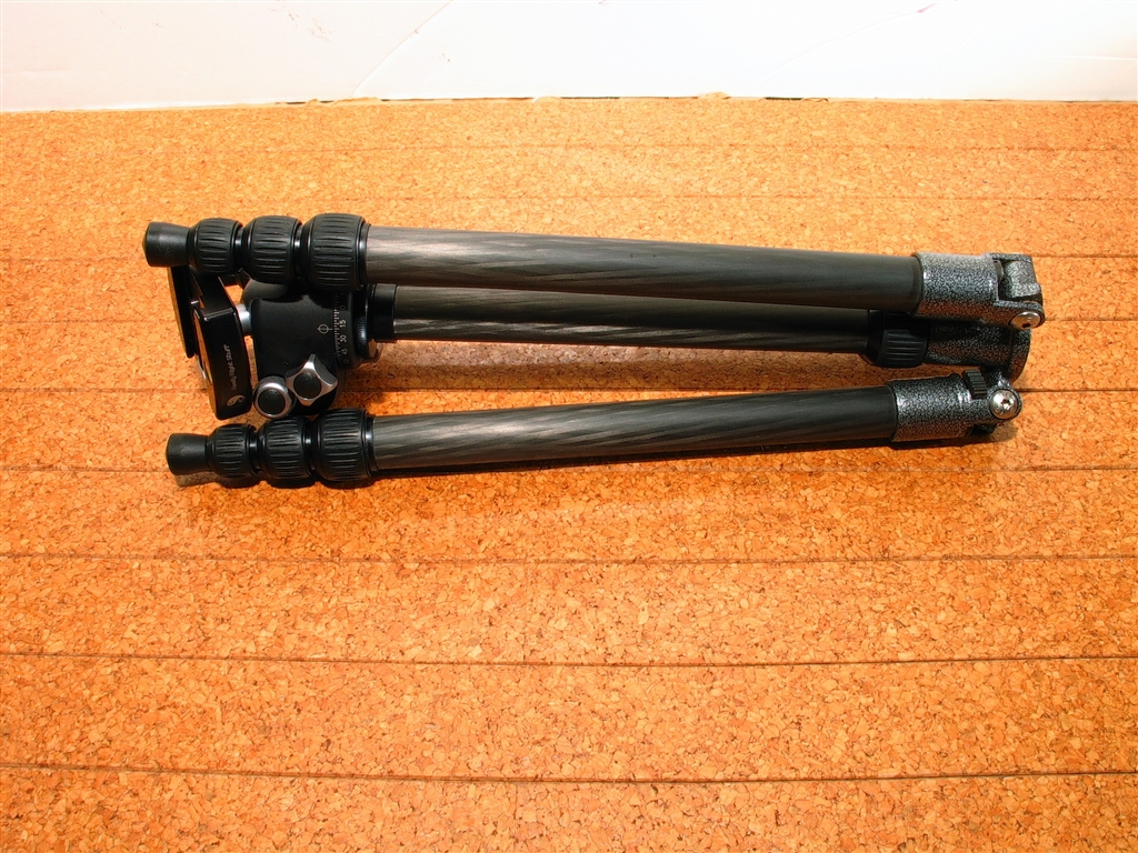 価格.com - 『BH-40 LR II』GITZO 1シリーズ 4段 6Xカーボントラベラー GT1541T 英競緑－小さん のクチコミ ...